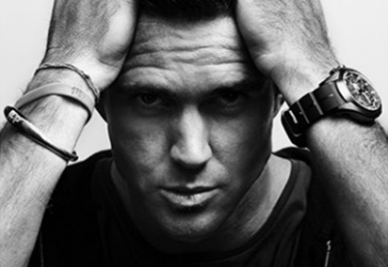 Kevin Pietersen Snapped For Citizen Campaign