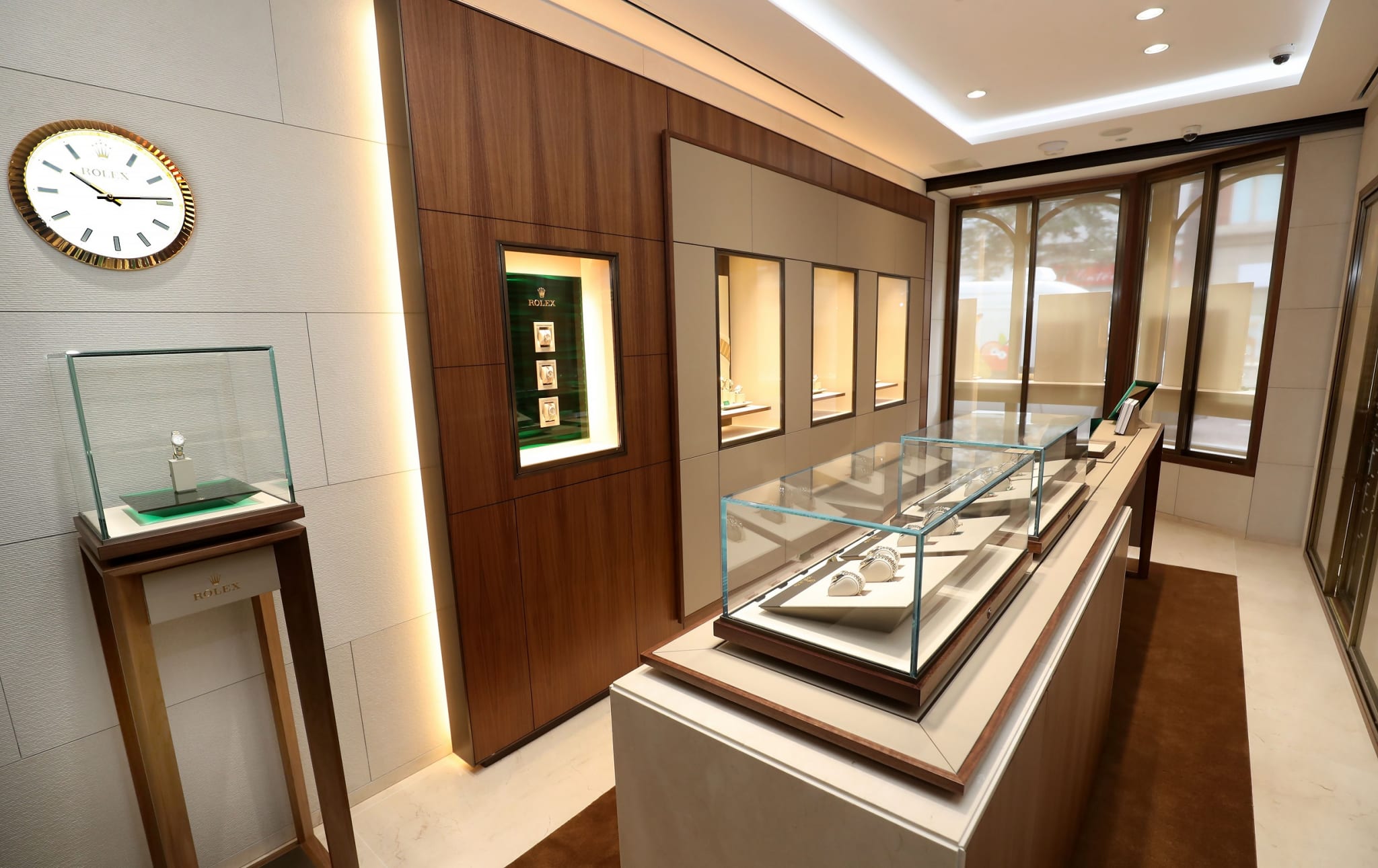 Rolex Opens Its First Monobrand Store On Island Of Ireland