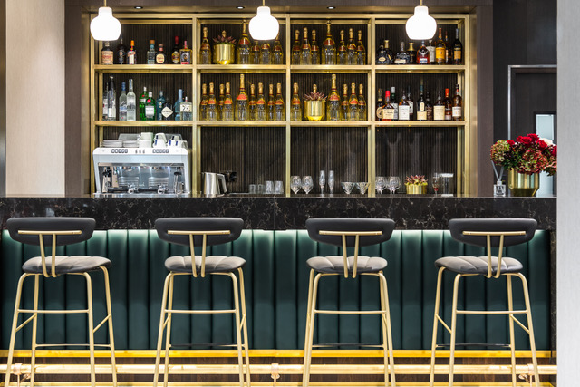 FIRST IMPRESSION: WatchPro Visits Latest Watches Of Switzerland ...