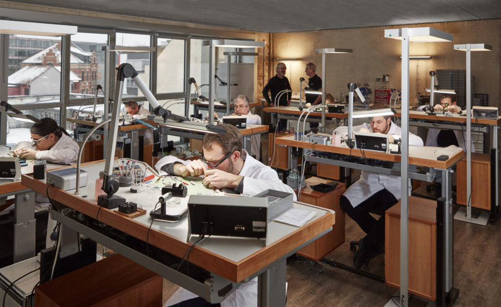 Breitling Appoints Chronext As An Official Service Partner