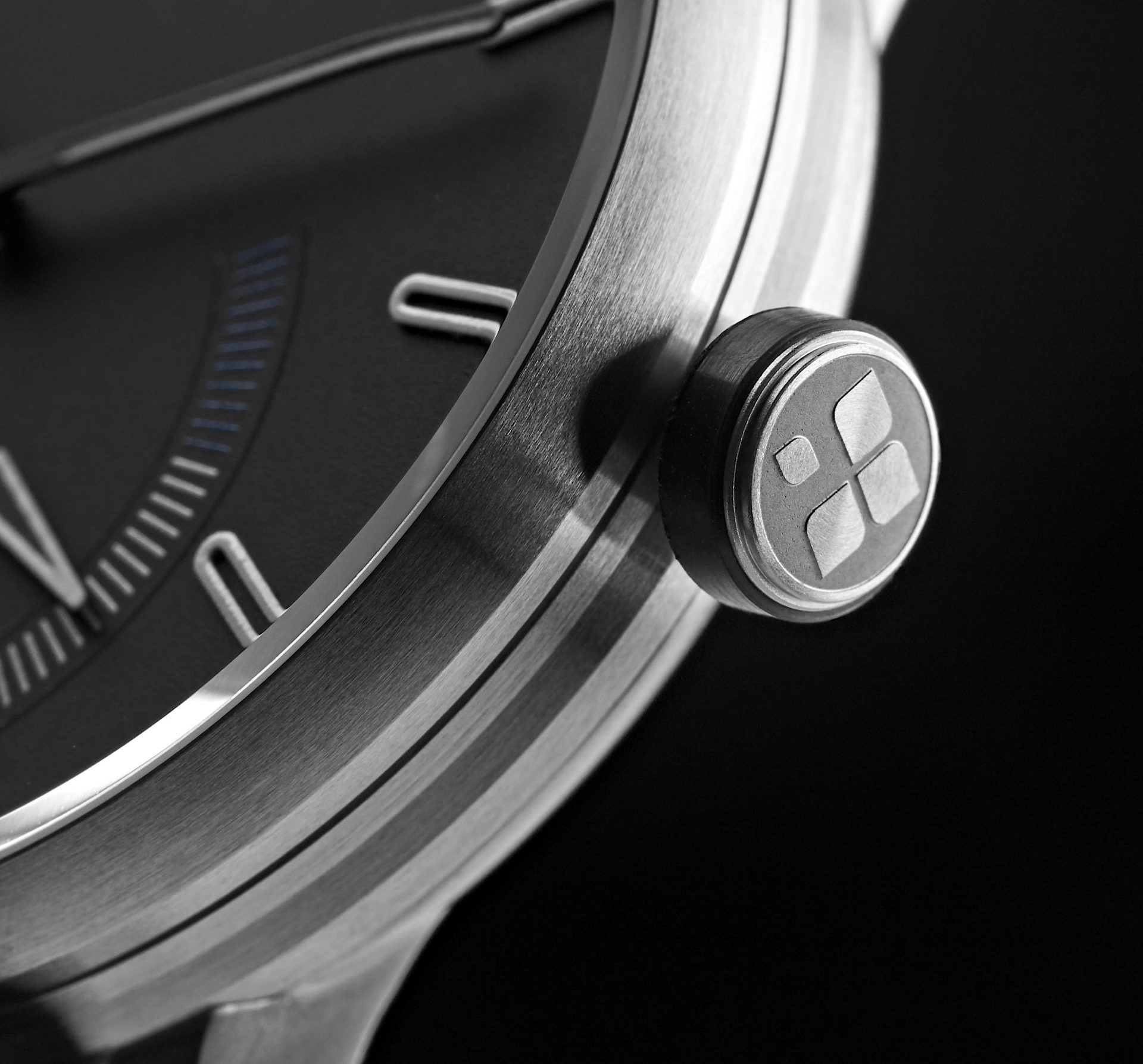 Win A Sequent Elektron, The World's First Self-charging Smartwatch, At ...