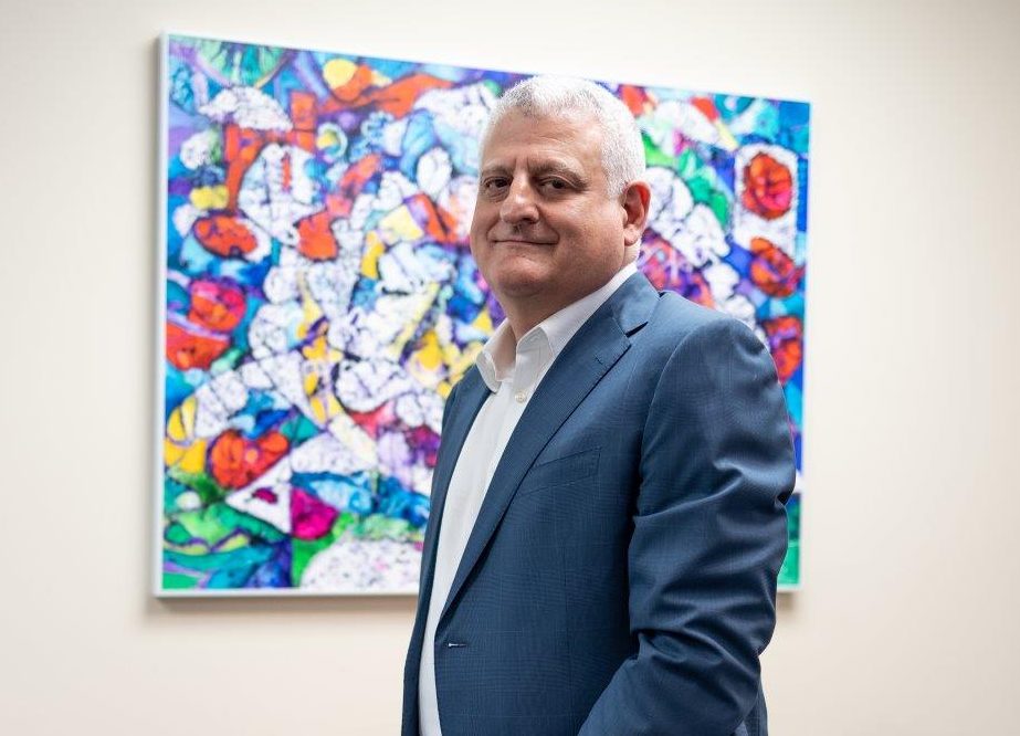 HOT 100 AMERICAN TRAILBLAZERS: Larry Birnbaum — ShopWorn