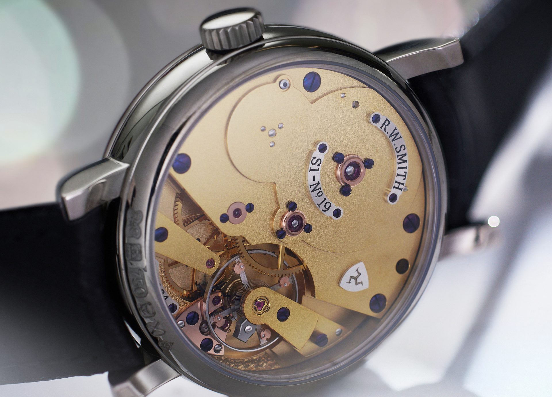 Leapfrog The Waiting List For A Unique Roger Smith Series 1 Watch