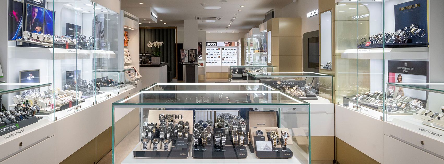 Watch Pilot's Richmond Store Runs Out Of Runway