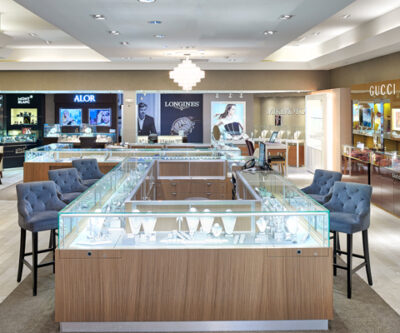 CD Peacock - WATCHPRO