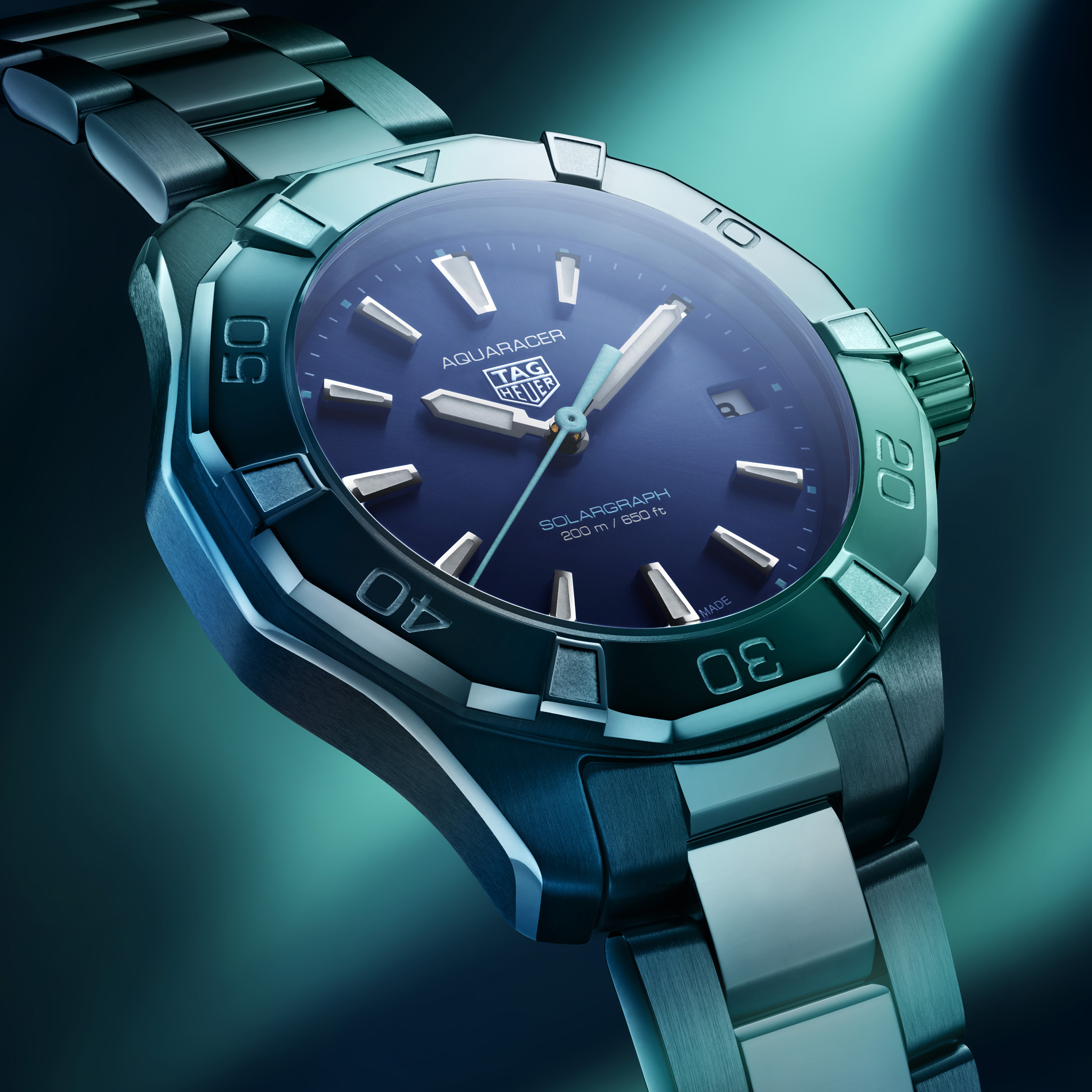 Sun Rises On Smaller TAG Heuer Aquaracer Solargraphs