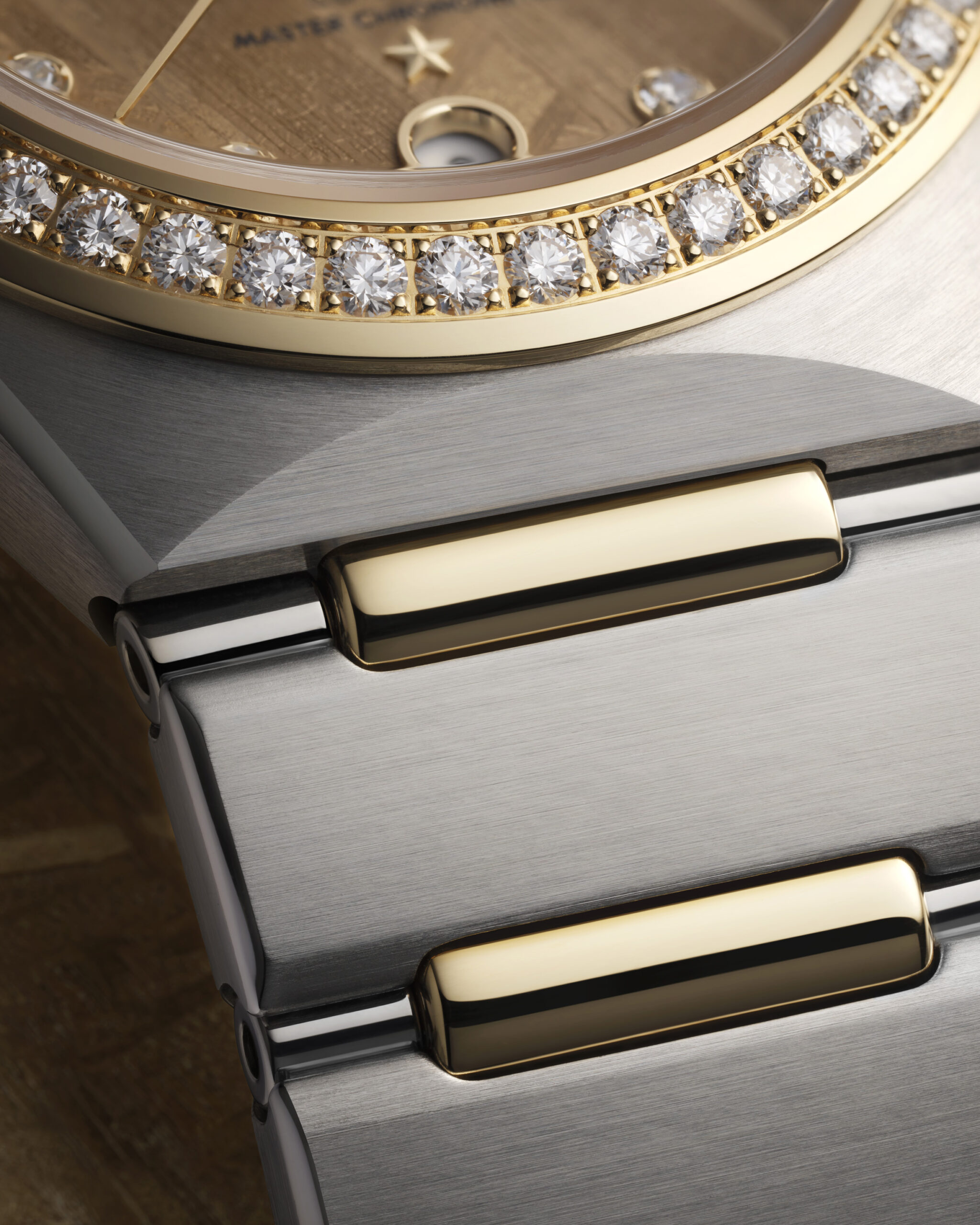 Omega Looks To The Stars With Meteorite-dialled Constellations