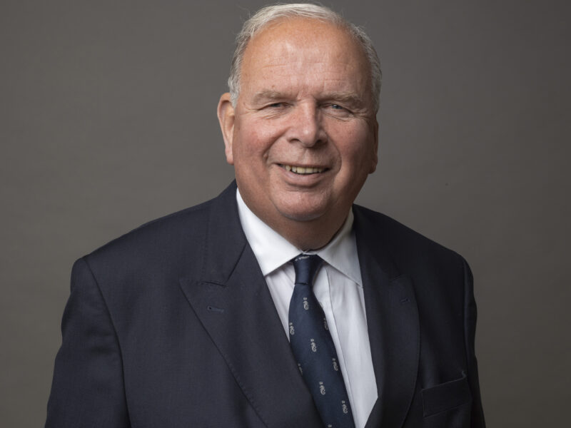 In Magazine Features Lead Story Of International Top Brands Watches