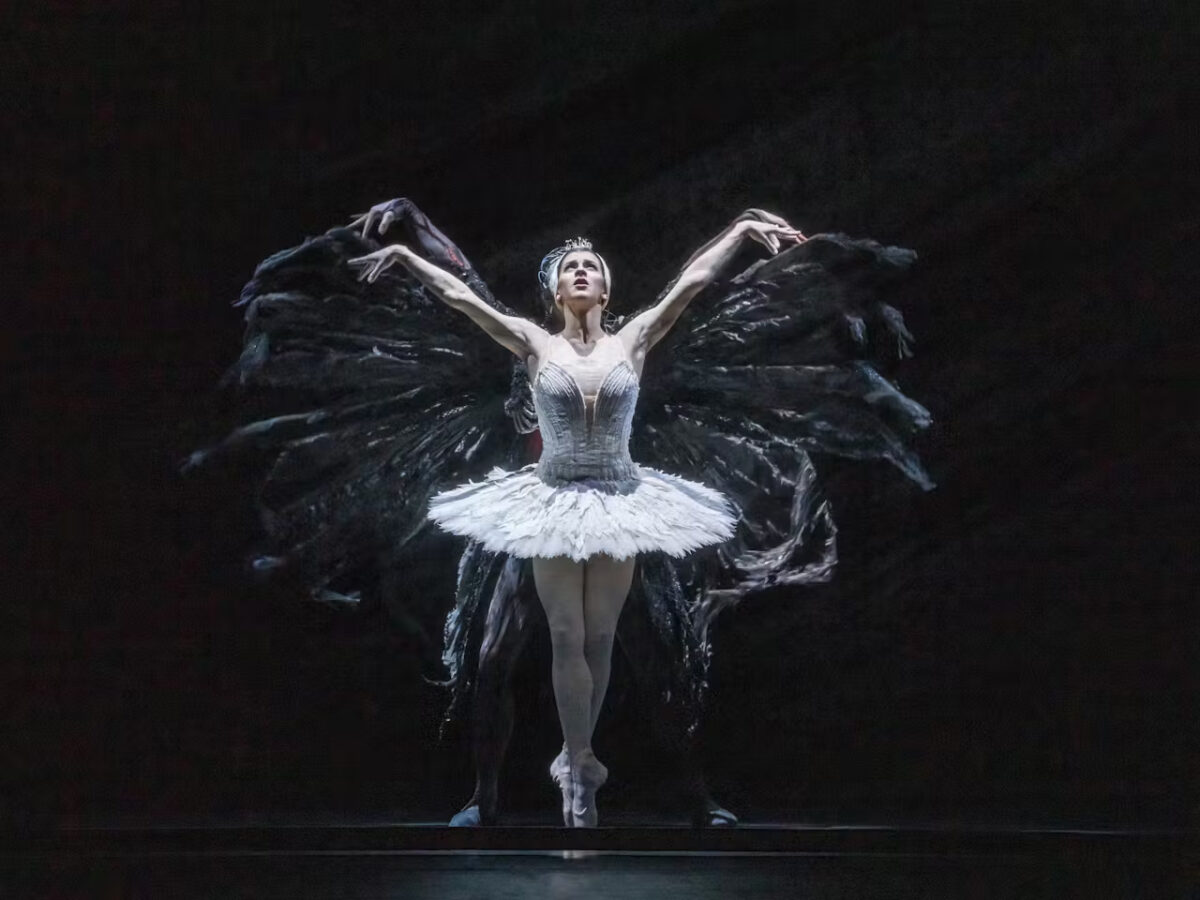 Rolex Supports Performing Art With Royal Ballet And Opera Partnership