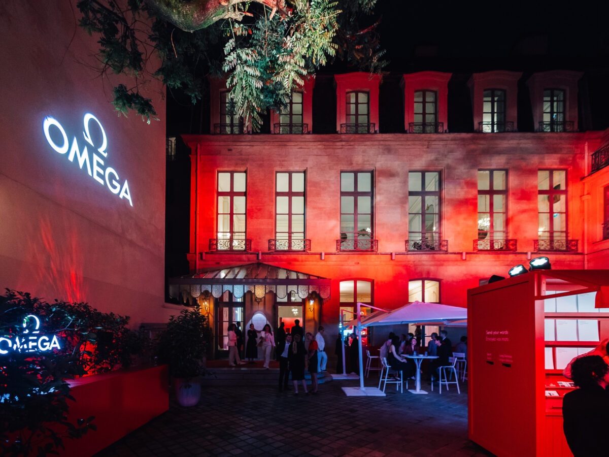 Cindy Crawford Among Stars As Omega Lifts Olympic Spirits