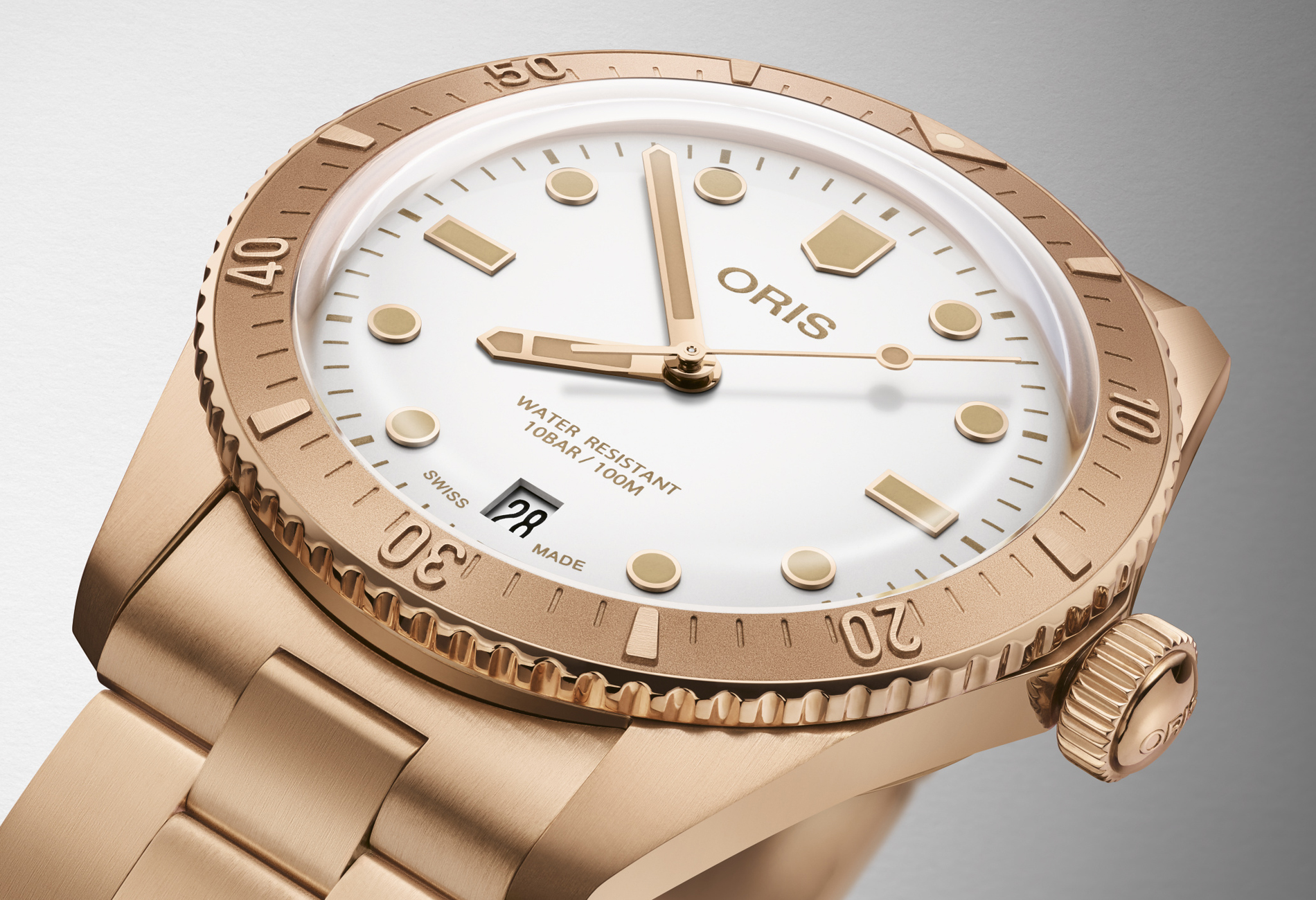 Oris Presents ‘White Star’ Divers Sixty-Five In Bronze
