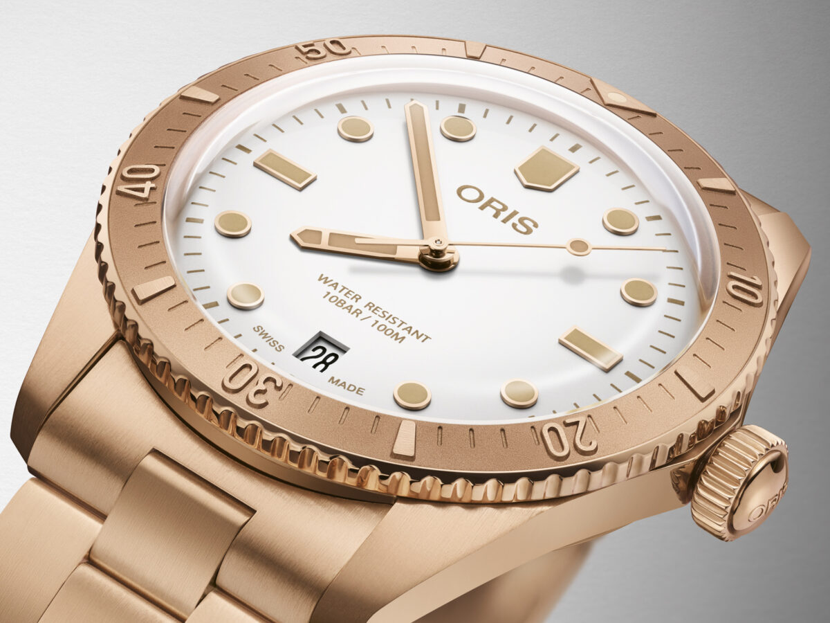 Oris Presents ‘White Star’ Divers Sixty-Five In Bronze