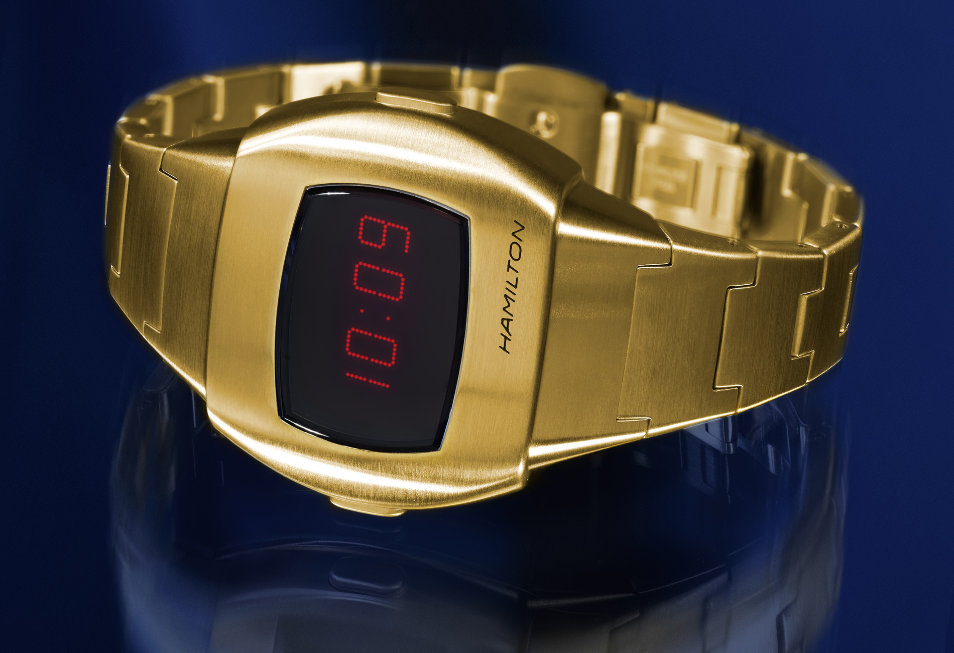 Hamilton Brings Pulsar Cushion 74 Back To Life As Its Latest PSR Reissue