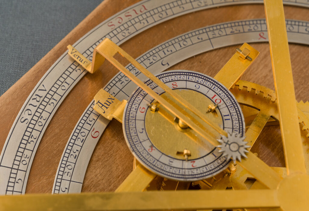 Save The Daylight: Museum Of Timekeeping Celebrates Sunday's Changing ...