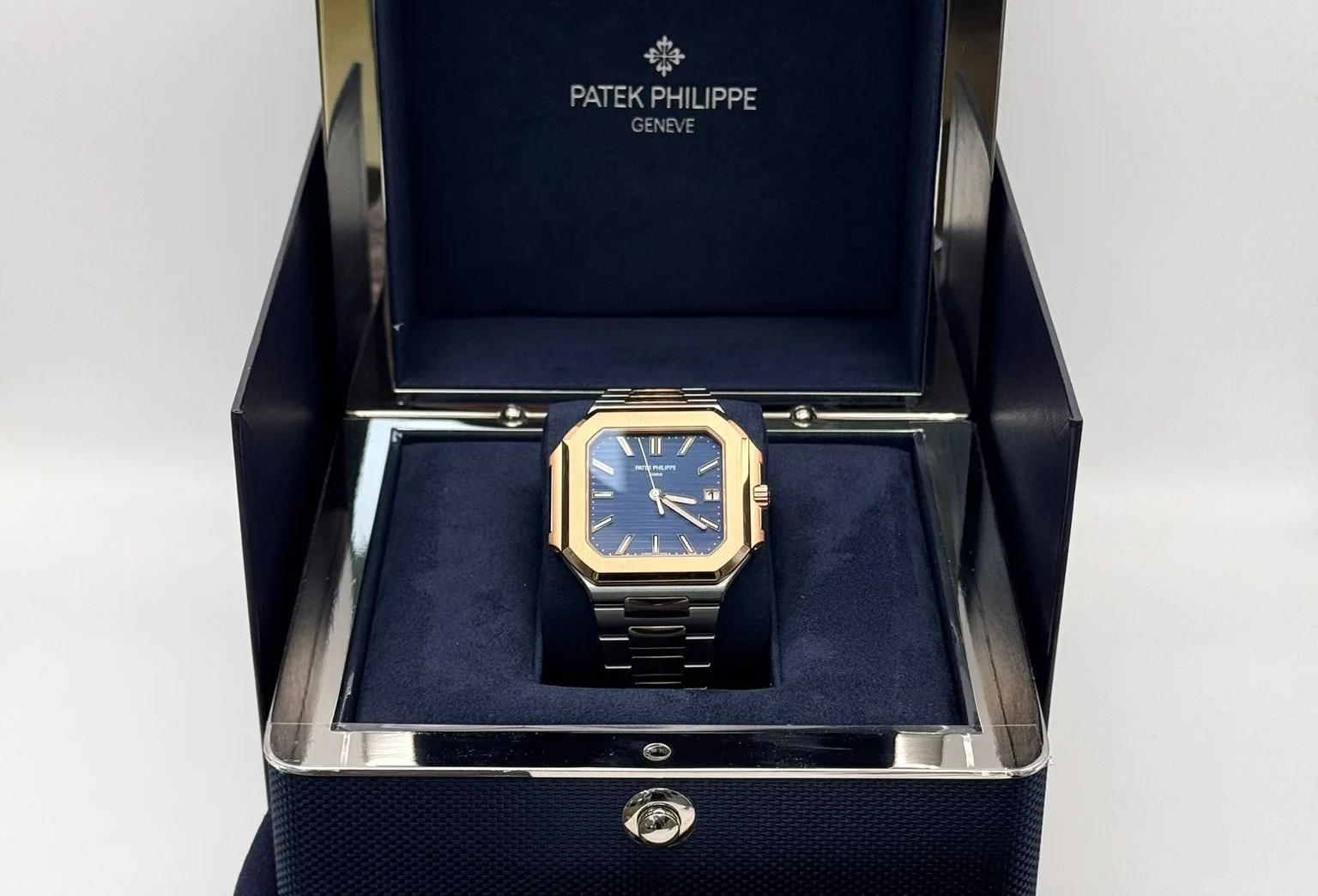 UPDATED: Patek Philippe Cubitus Watches Flip For $50,000 Profit