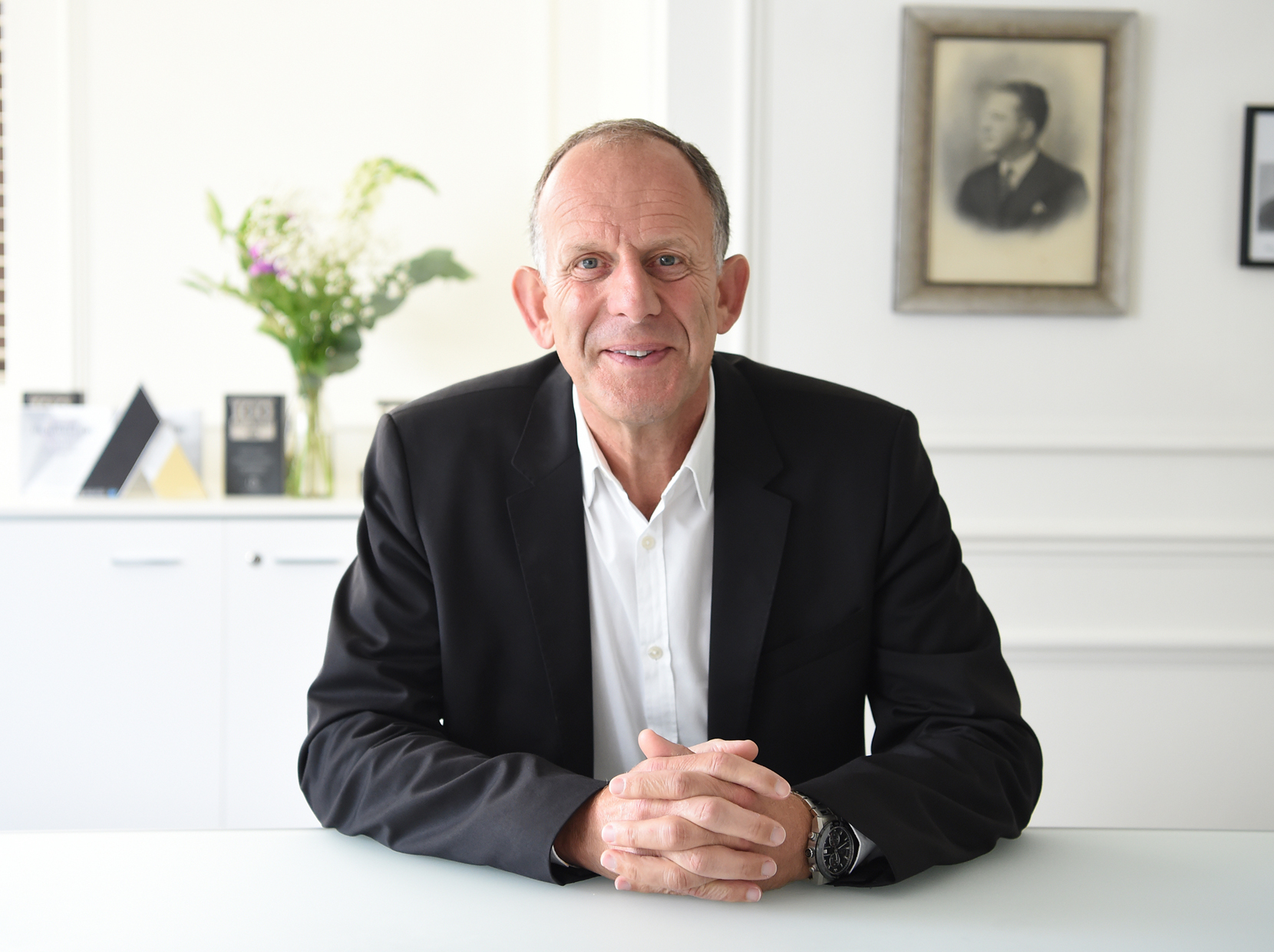 Beaverbrooks Group Chairman Honoured With Lifetime Recognition Award Beaverbrooks Group Chairman Honoured With Lifetime Recognition Award