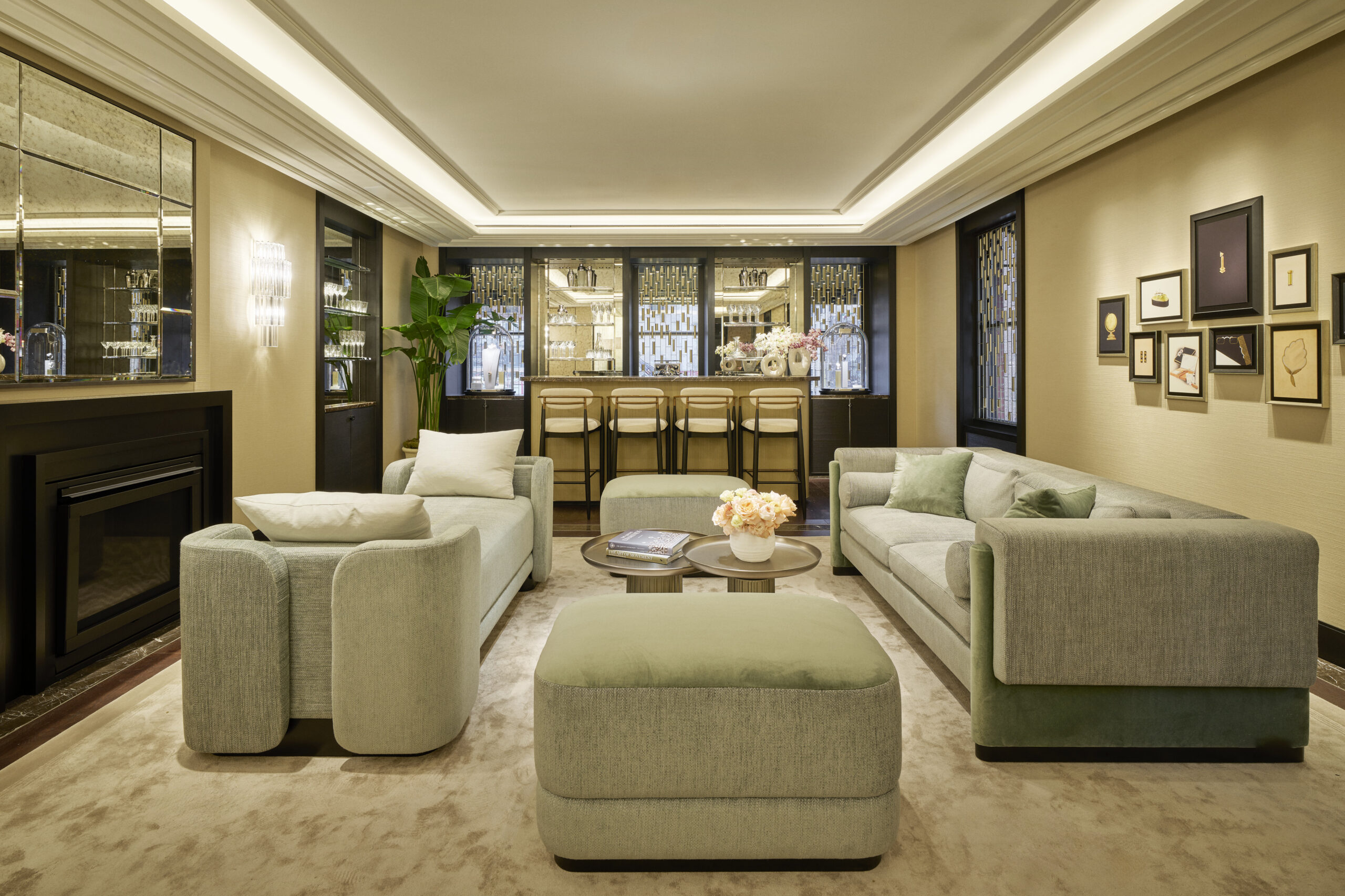 Van Cleef & Arpels Continues Boutique Building In London And New York