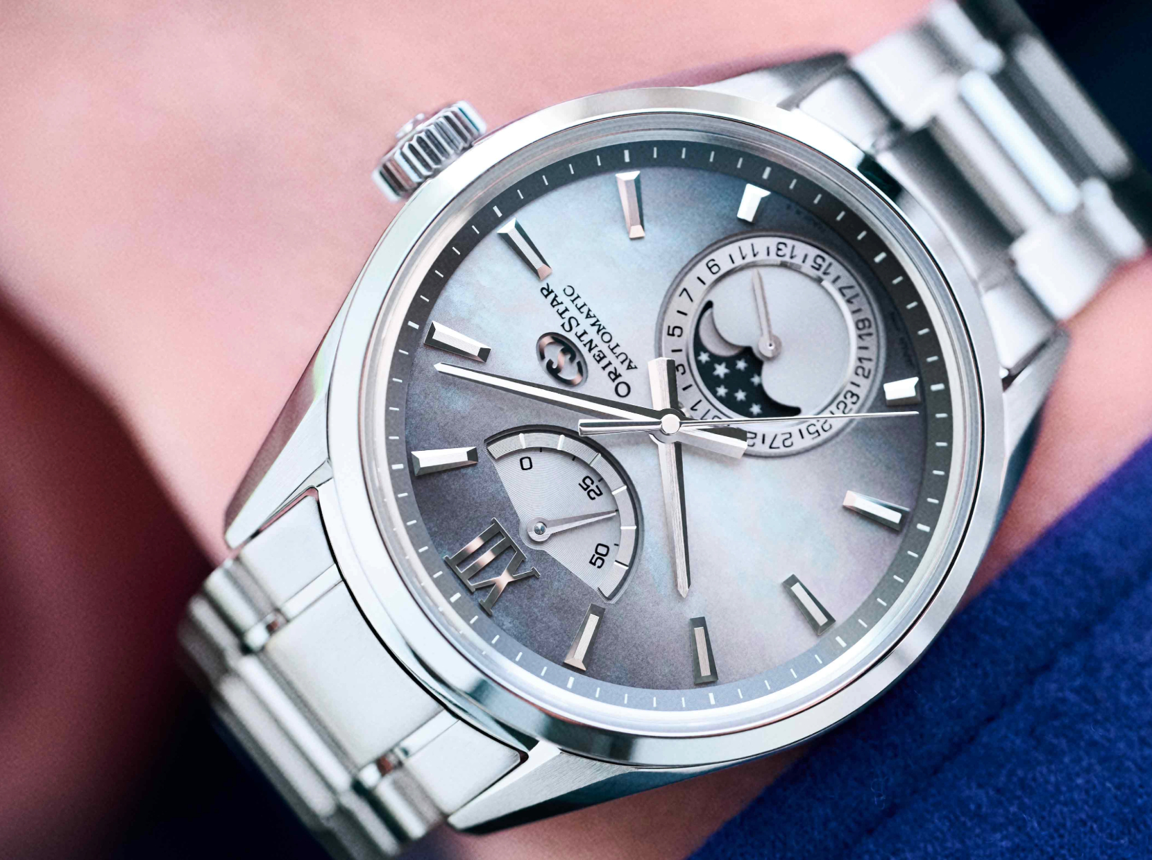 Orient Star Salutes The Northern Lights