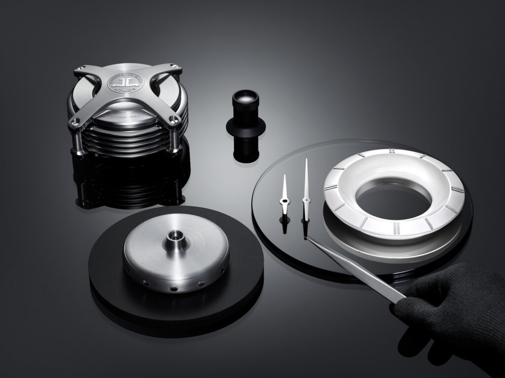 Jaeger-LeCoultre launches Atmos Infinite ‘Halo’ clock