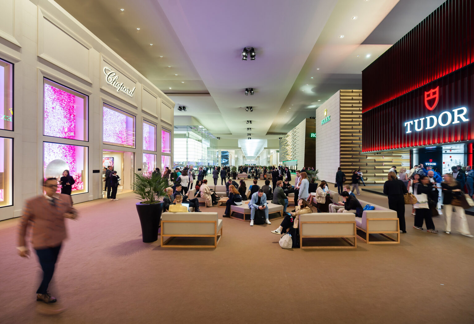 CORDER'S COLUMN: Family Jewellers Are Back In Fashion