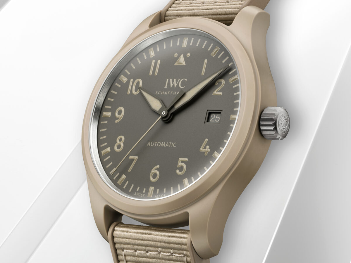 IWC Colours Of Top Gun Pilot Lands As An Everyday Three-hander