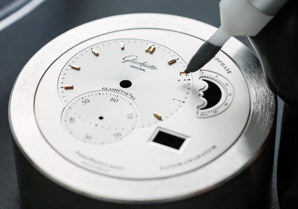 Glashütte Original Develops In-house Dial Production