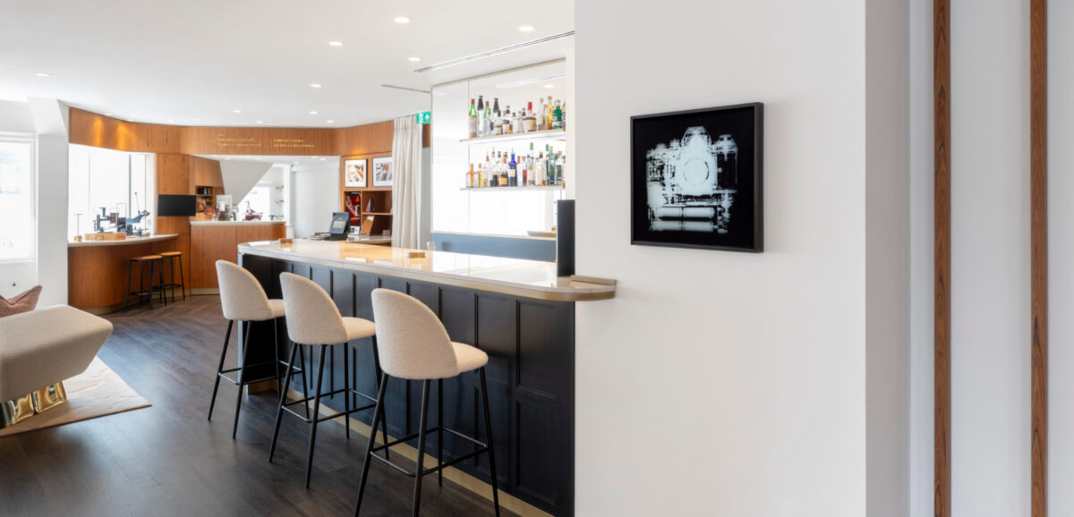 Vacheron Constantin Opens Art Exhibition At Club 1755