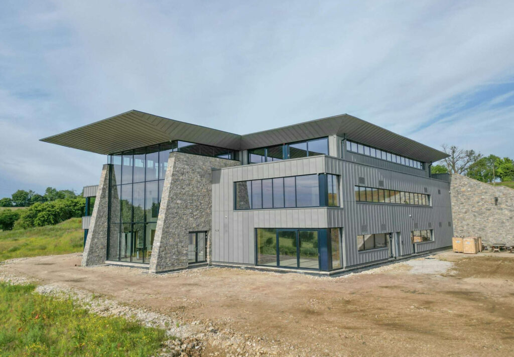 CW Sellors Looks To Stave Off Administration