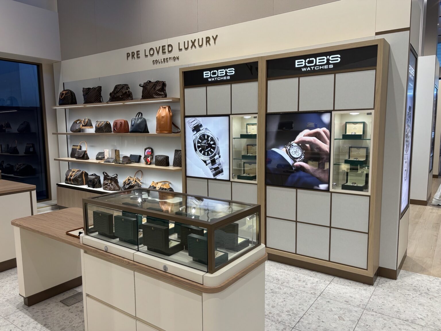 Airports Where You Can Fly And Buy Rolex Second-hand Watches